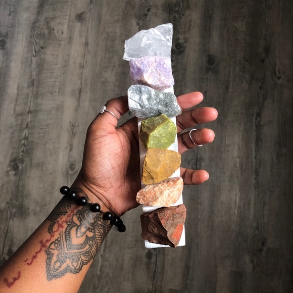 Other | Chakra Stone Set Selenite Plate 8 Piece Meditation Crystal ...